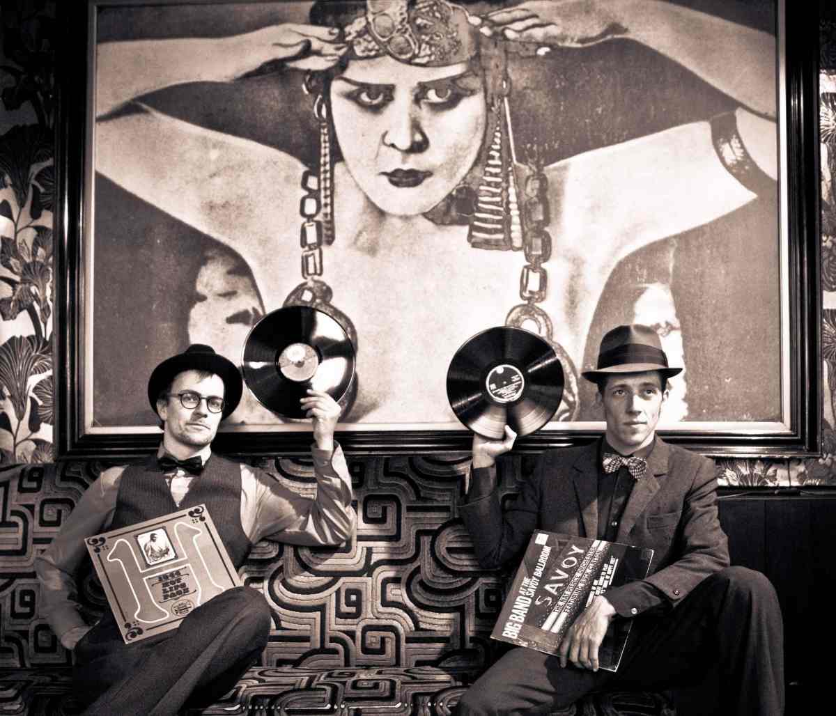 Vintage DJ Hire – Hire Authentic Vintage DJs for your event